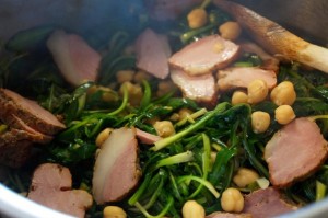 ΡΕΒΙΘΙΑ ΜΕ ΣΤΑΜΝΑΓΚΑΘΙ ΚΑΙ ΑΠΑΚΙ ΚΡΗΤΗΣ | Foodprints